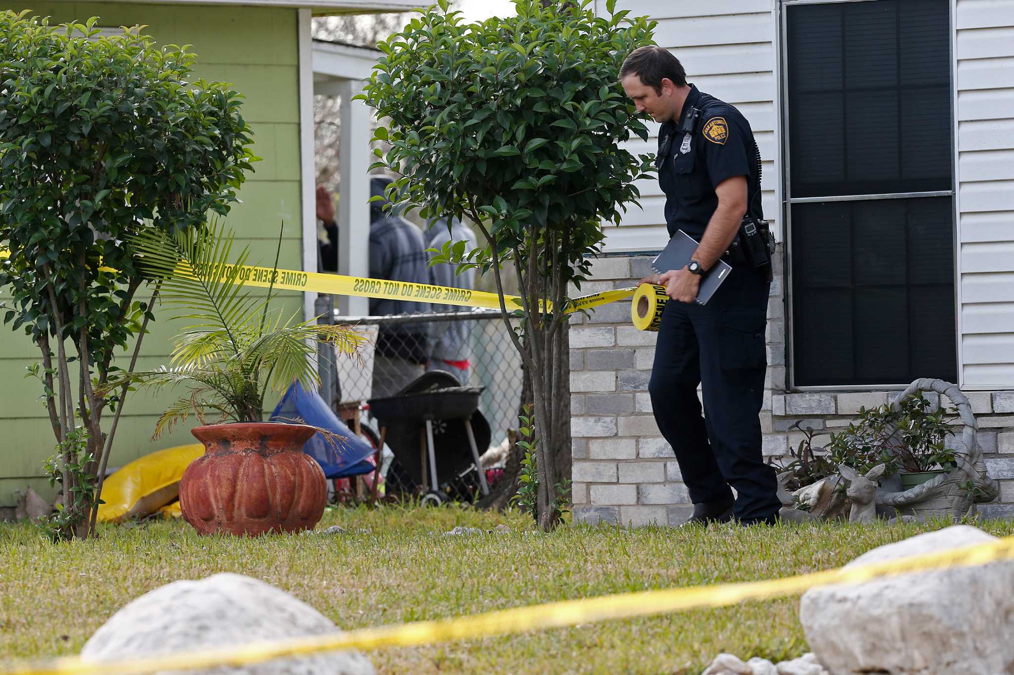 Man killed in rolling gun battle through East Side neighborhood was 20