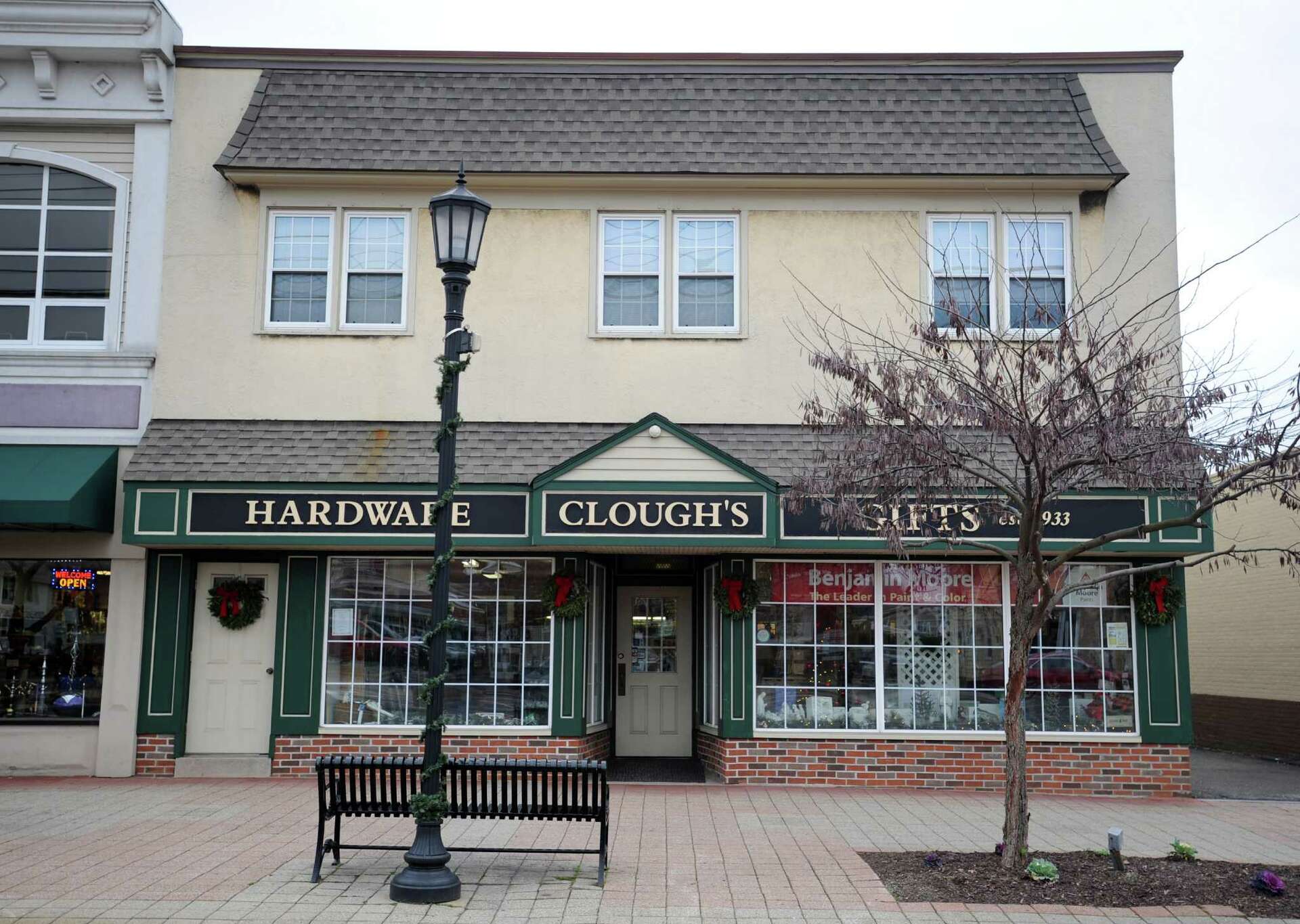 Hardware store closing doors after 82 years