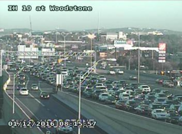 Morning traffic jam follows major crash on Interstate 10