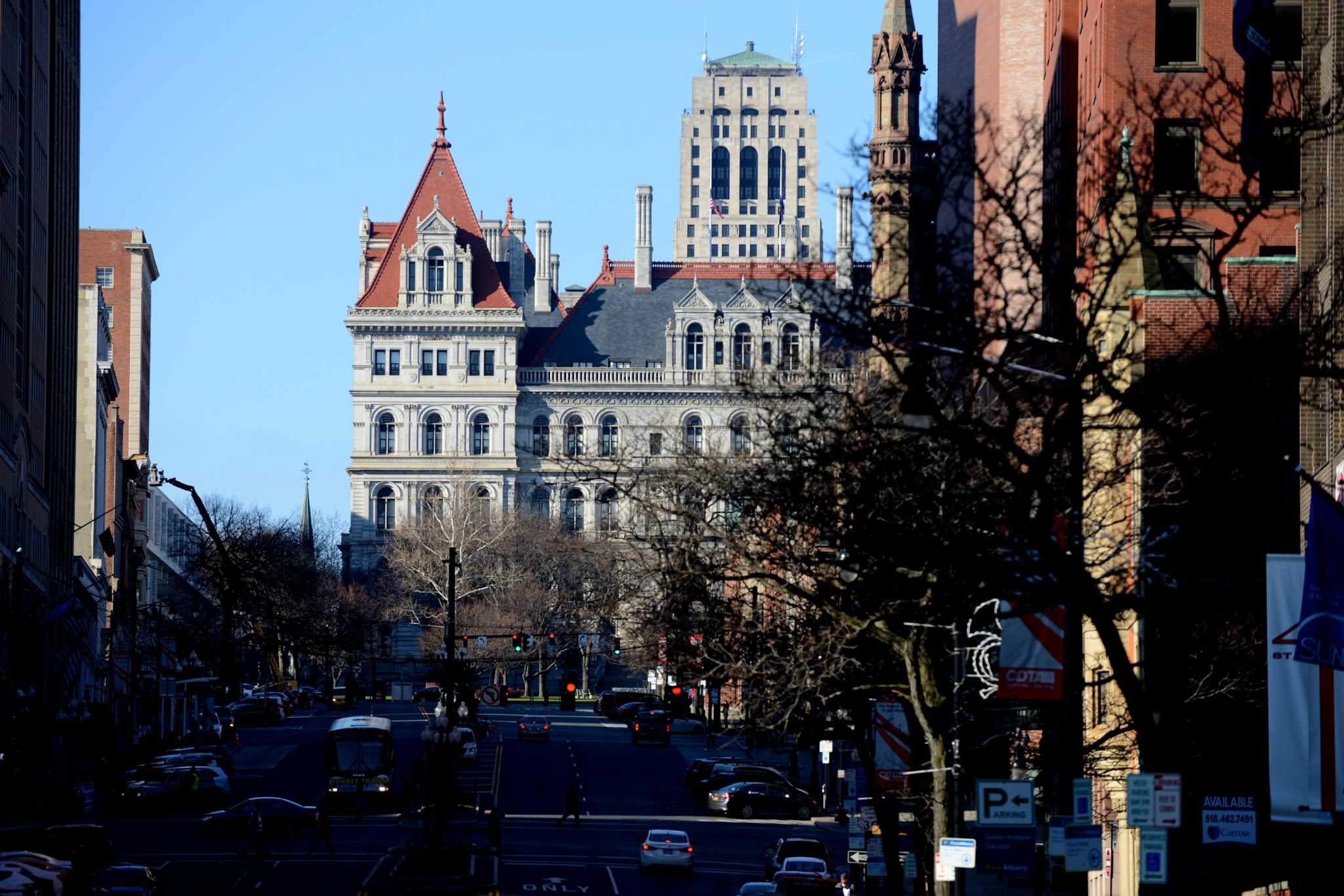 Capital cities share benefits and challenges of state government