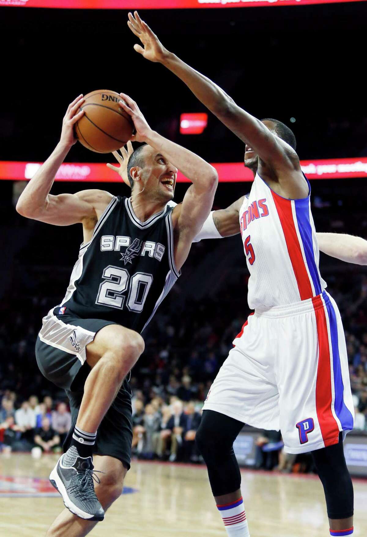 ‘Young Tony’ helps Spurs beat back Pistons