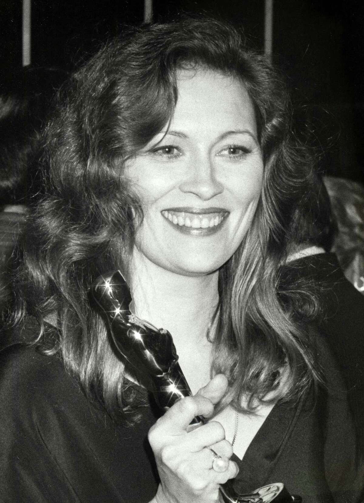 Faye Dunaway turns 76: Then and now