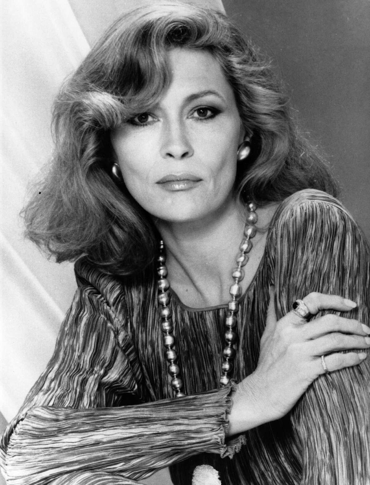 Faye Dunaway turns 76: Then and now