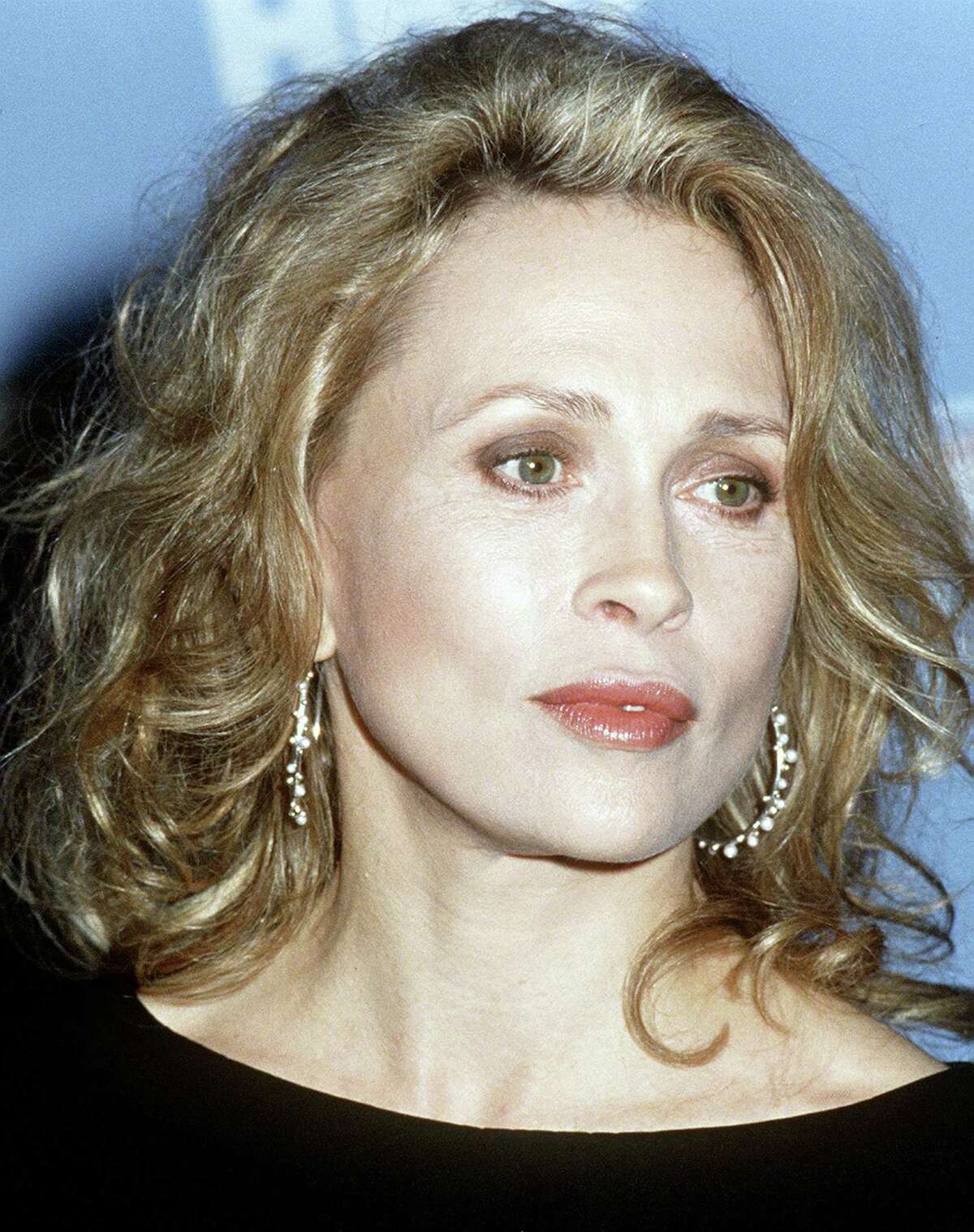 Faye Dunaway turns 76: Then and now