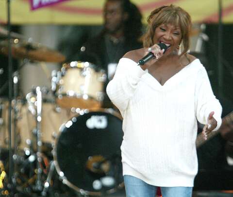 Music legend Patti LaBelle is 71 and dating a 41-year-old drummer