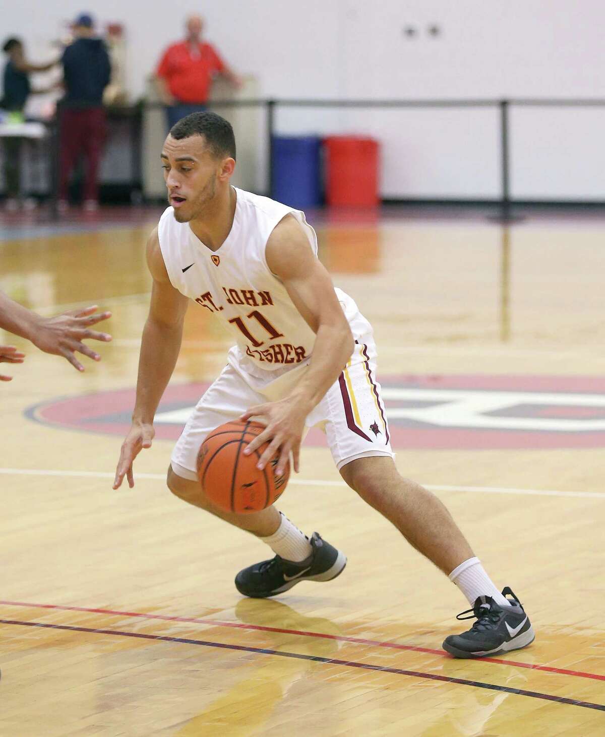 Campus Watch: Chaz Lott gets milestone — and more — for St. John Fisher ...