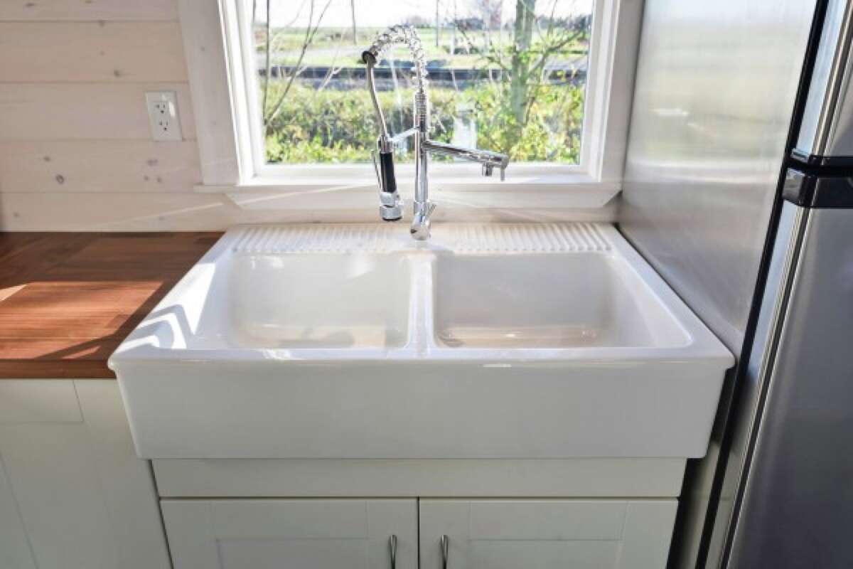 Bay Area couple finds affordable living with 162-square-foot tiny house