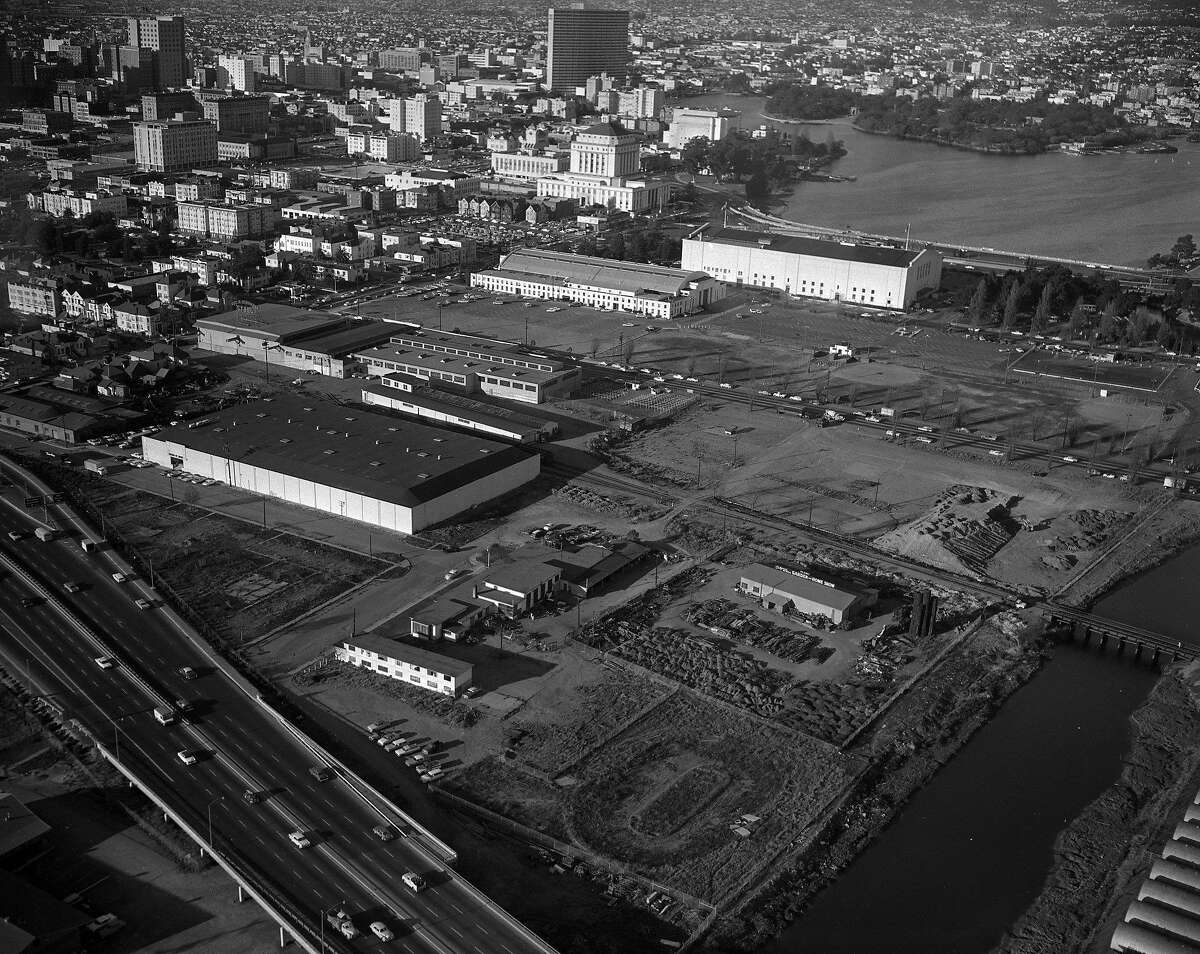 Raiders’ home headaches: From 1960 in S.F. to today