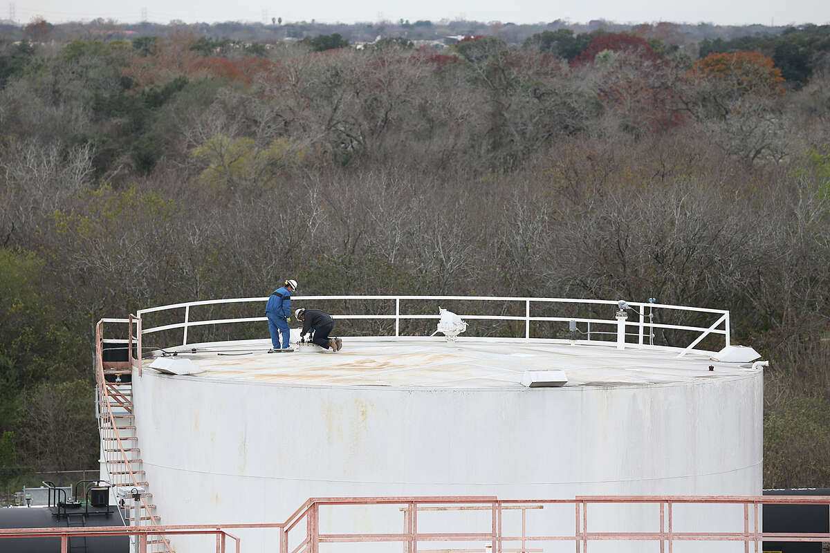 Troubled San Antonio refinery undergoes $80 million overhaul