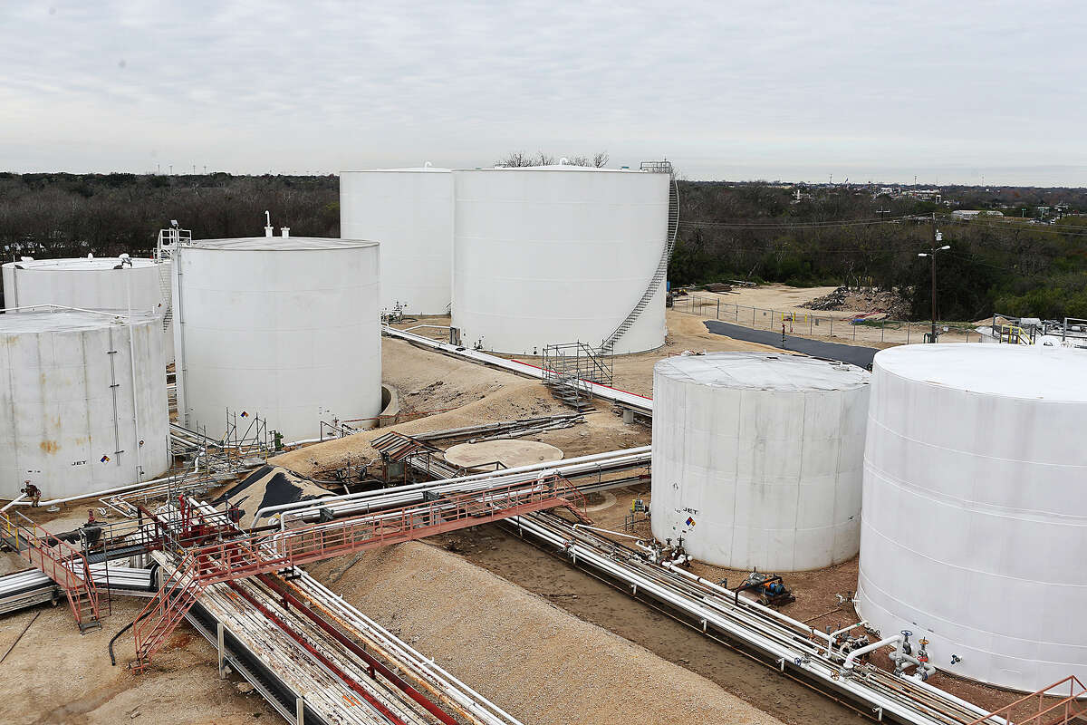 Troubled San Antonio refinery undergoes $80 million overhaul