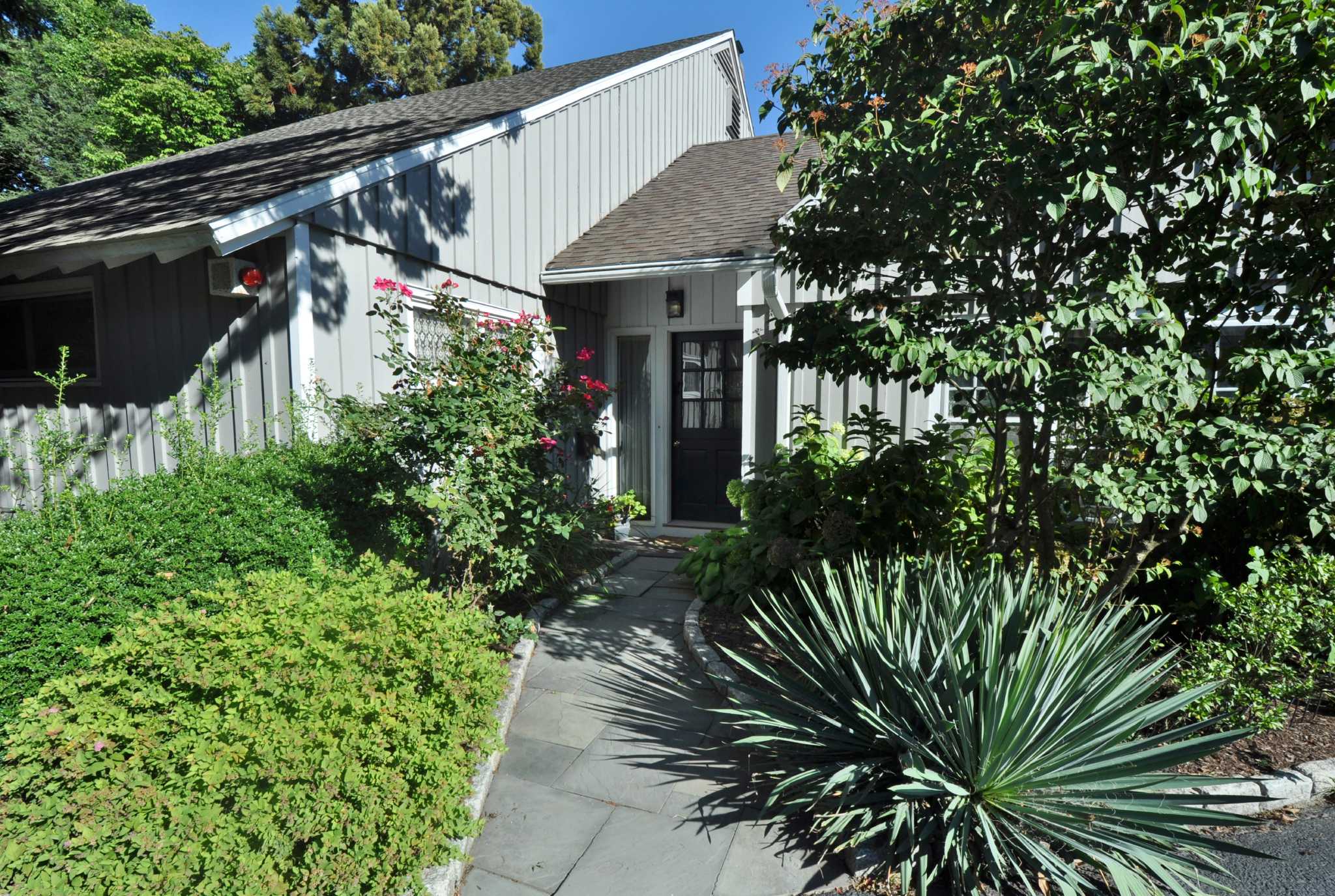 On the market: A titan of Fairfield history blossomed here