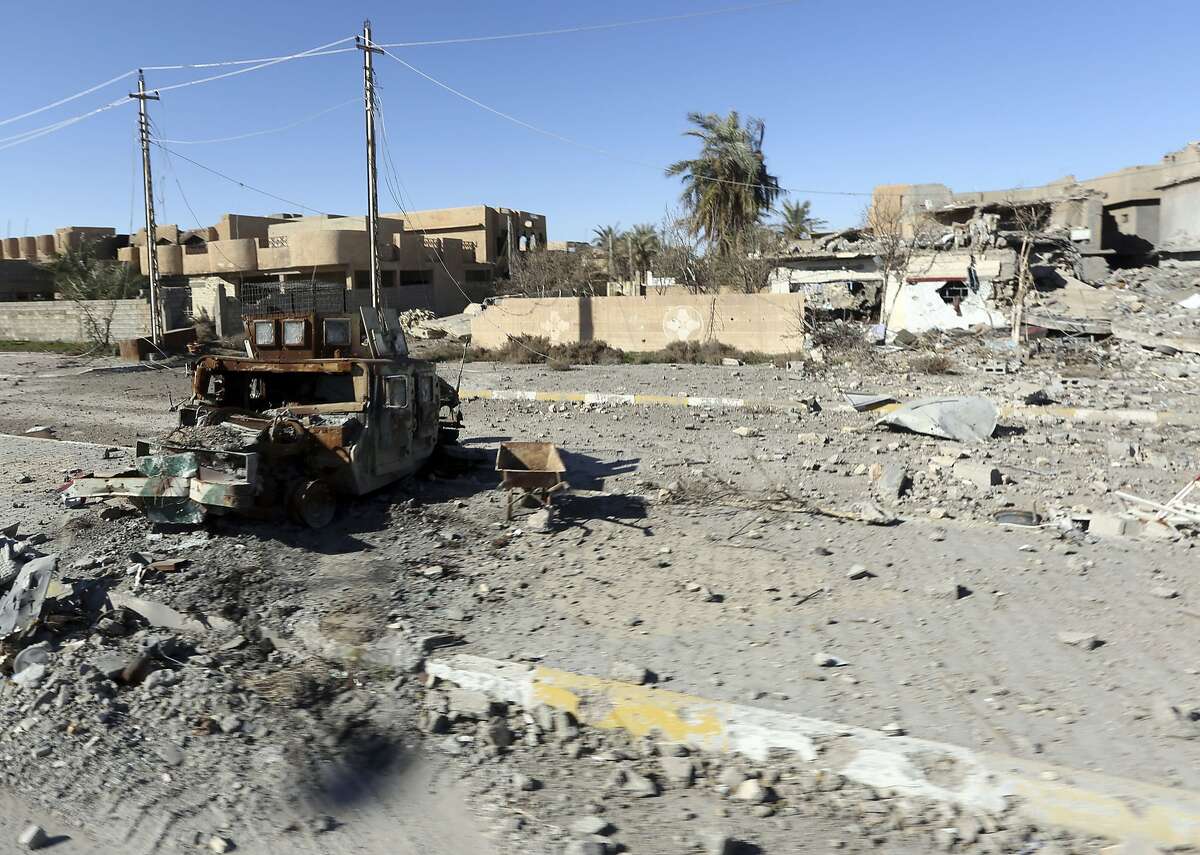 Iraqi city reduced to ruins in battle against Islamic State