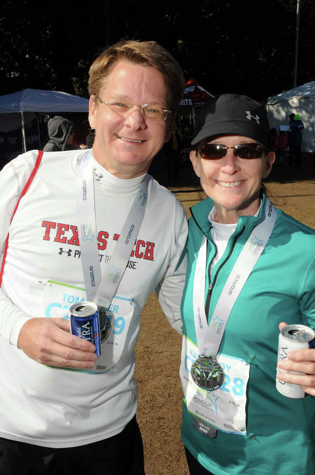 Fashion, style of the 42nd annual Houston Marathon