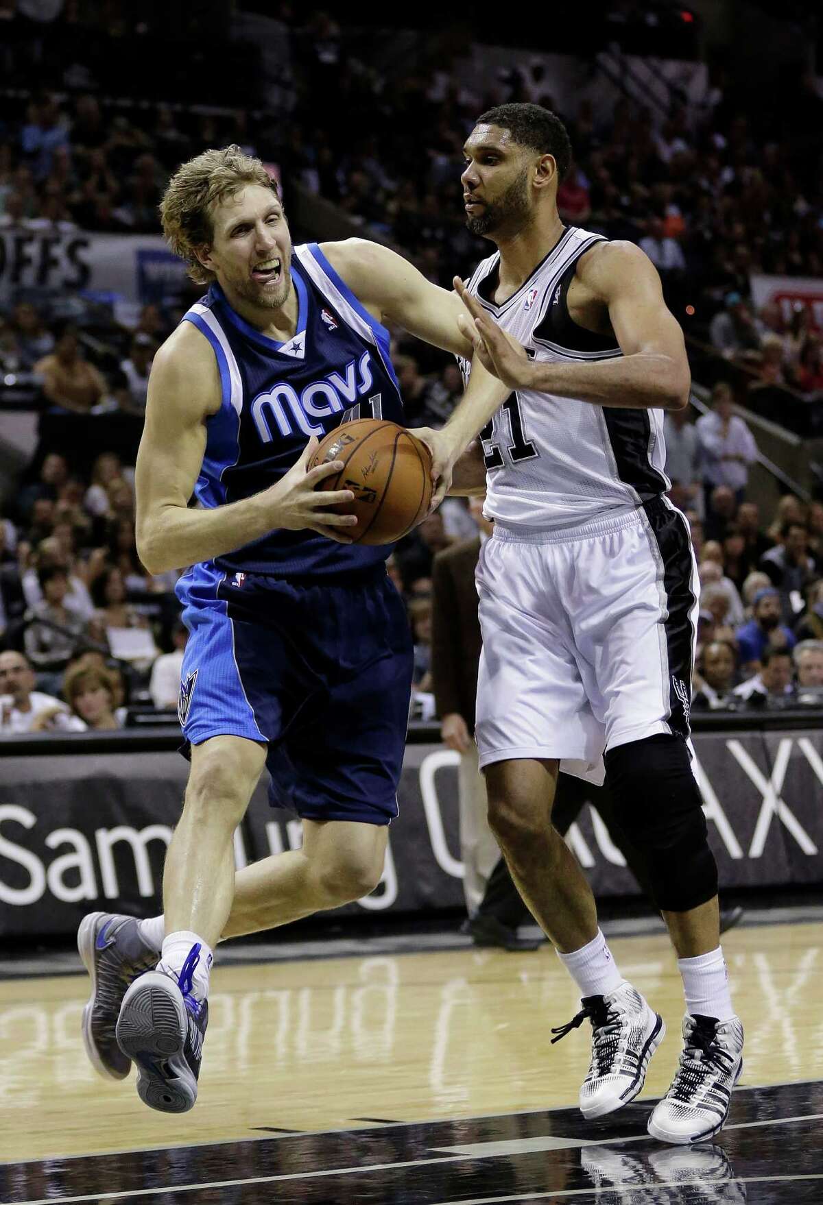 Nowitzki will opt out of contract but plans to remain with Mavericks