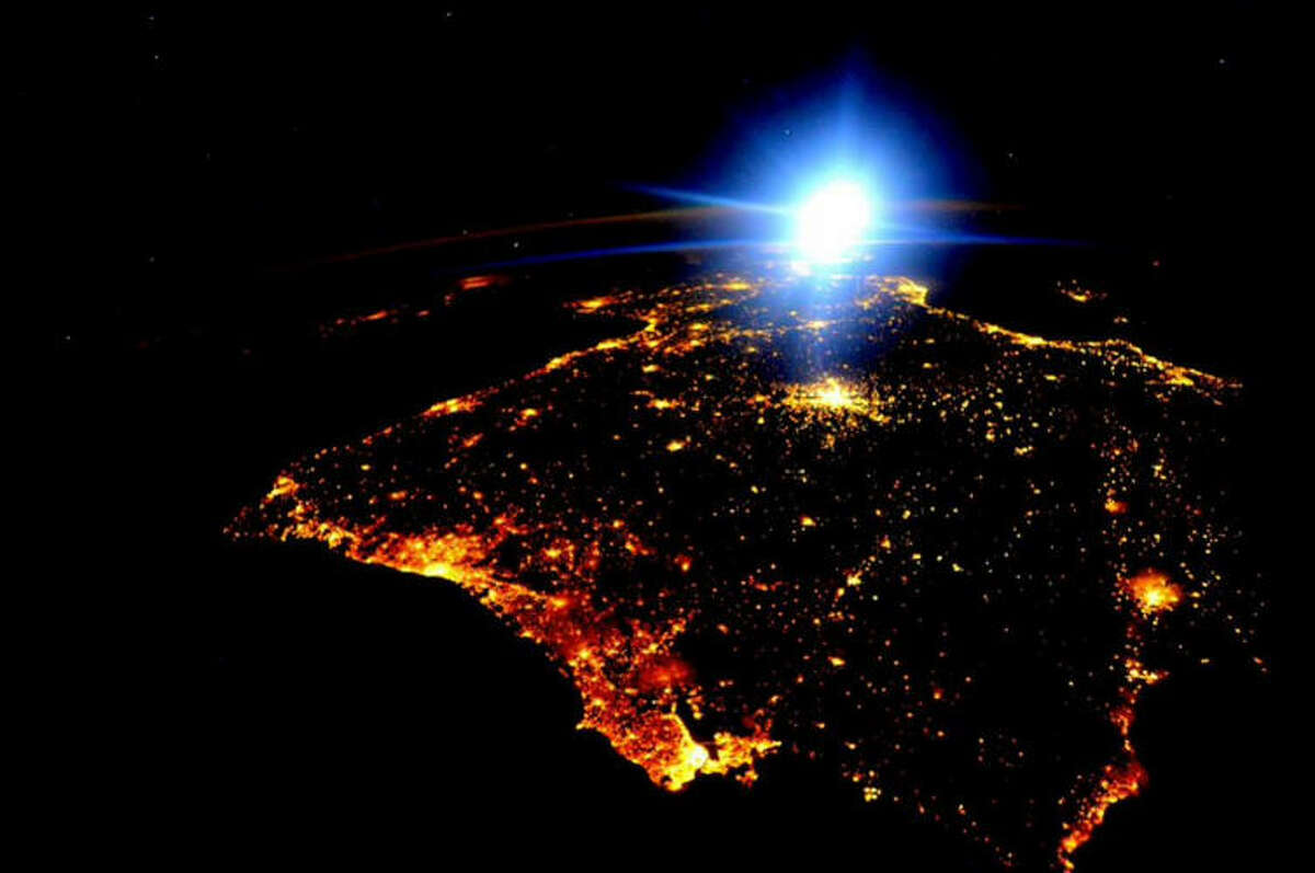 Astronaut Scott Kelly shares photos of Texas shot from space