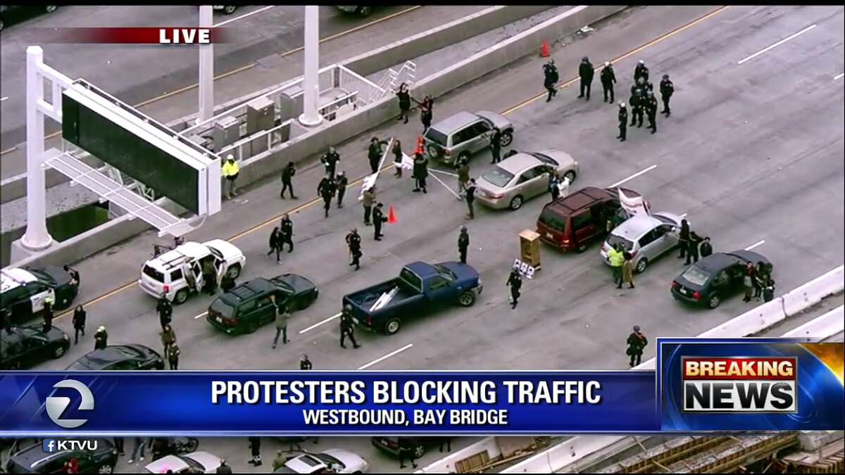Bay Bridge reopens after protesters chain themselves, shut down span