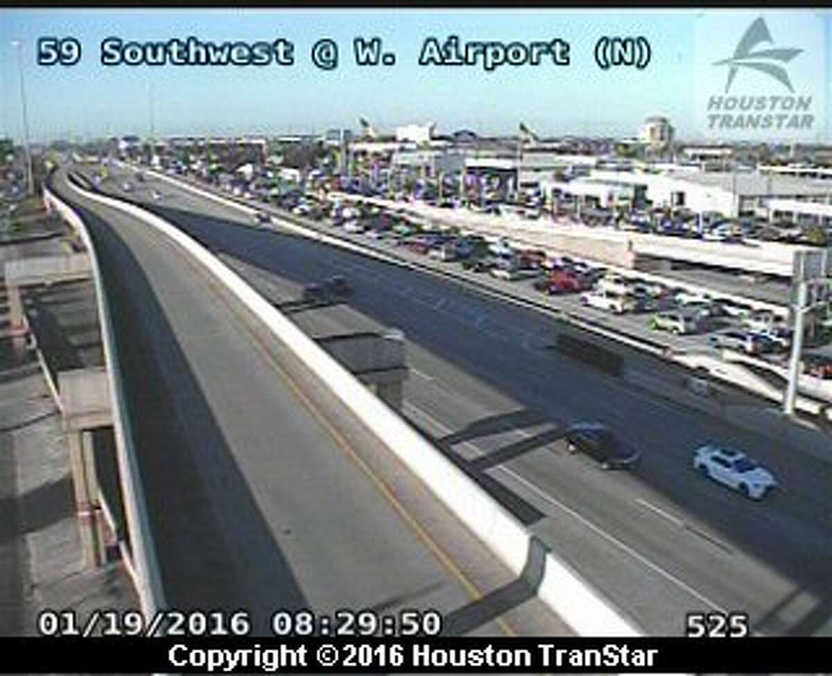 Southwest Freeway reopens after crash blocked freeway