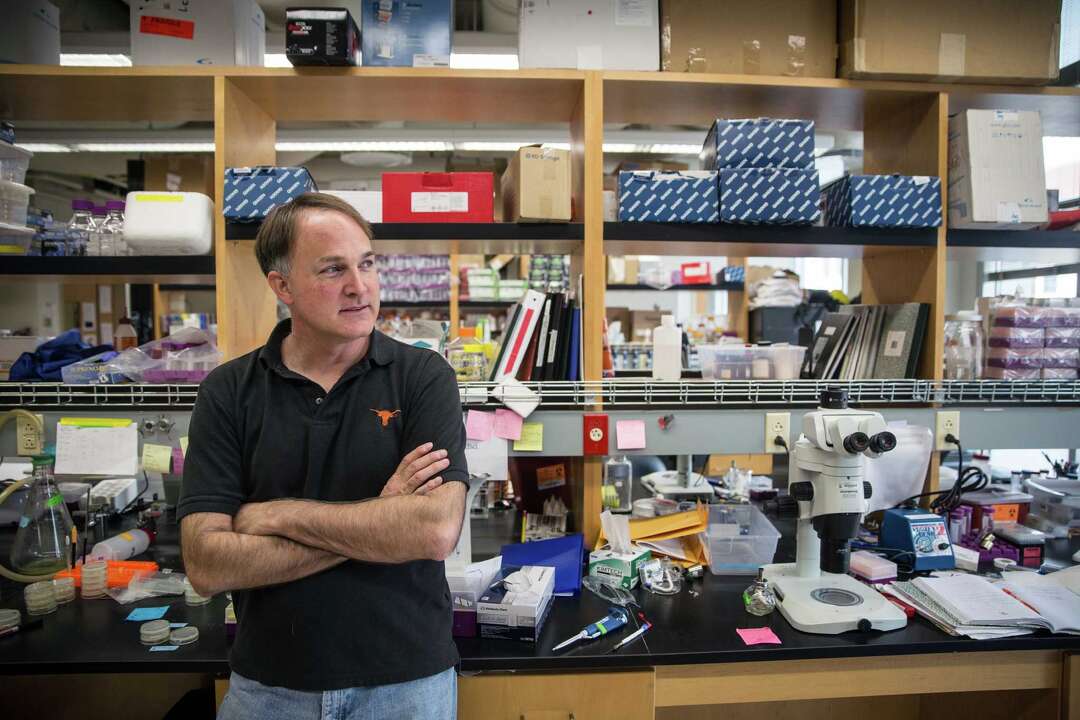 Universities dip into crowdfunding to raise money