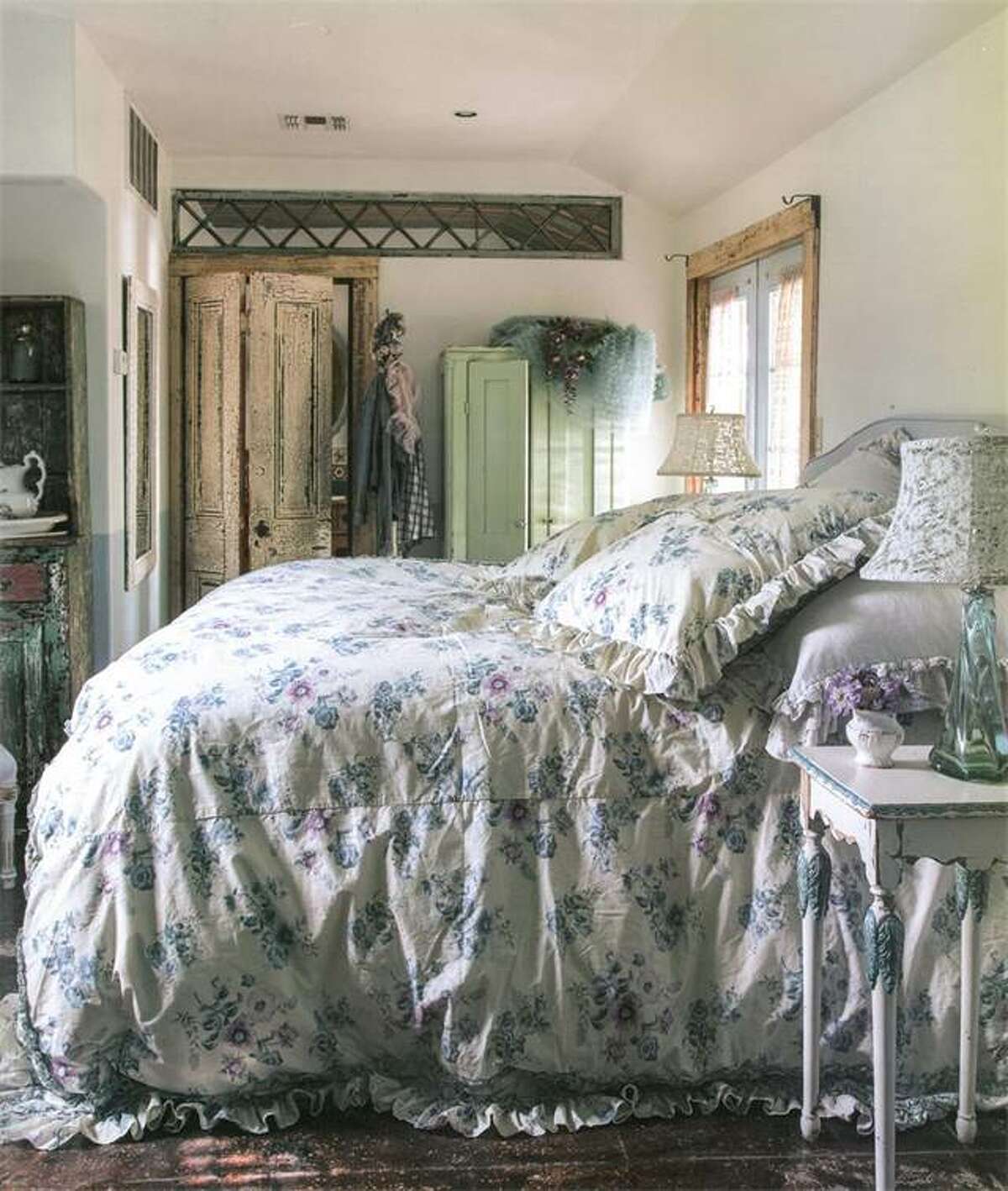 'Shabby chic' interior designer Rachel Ashwell wants new owner for her ...