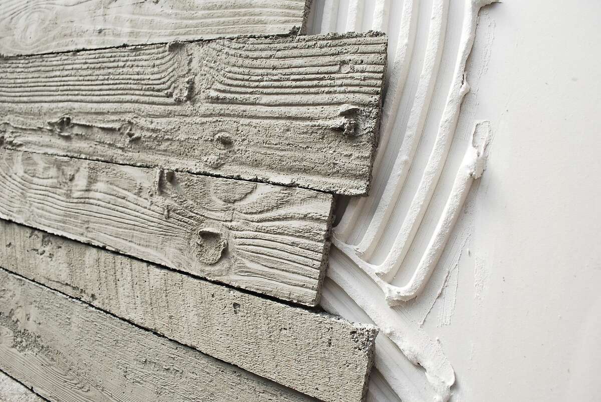 Tile artist takes a tip from wood grain and steel