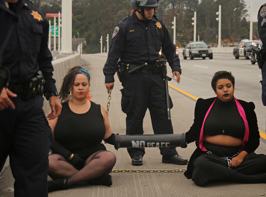 Big risks for protesters, police after Bay Bridge blockade