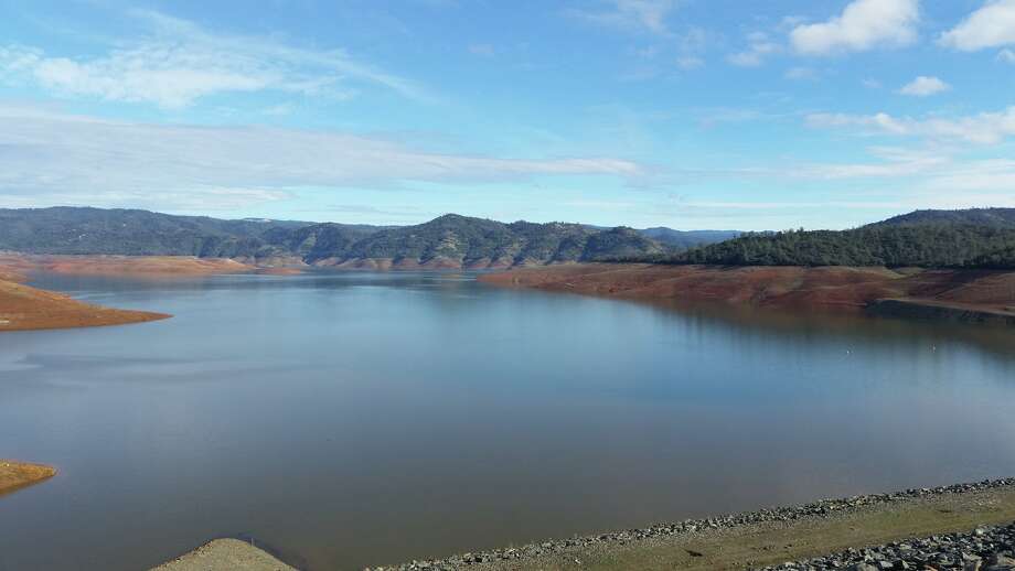 Water-starved Lake Oroville rises dramatic 20 feet in six days - SFGate
