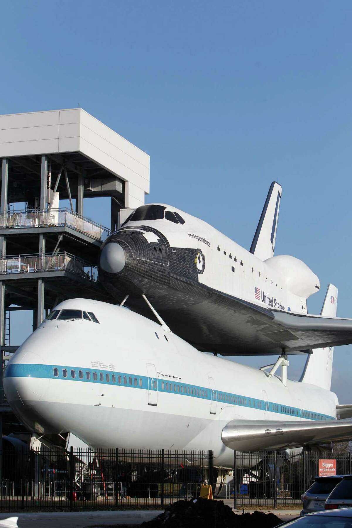 Sneak peek: See Space Center's new, colossal exhibit 'Independence Plaza'