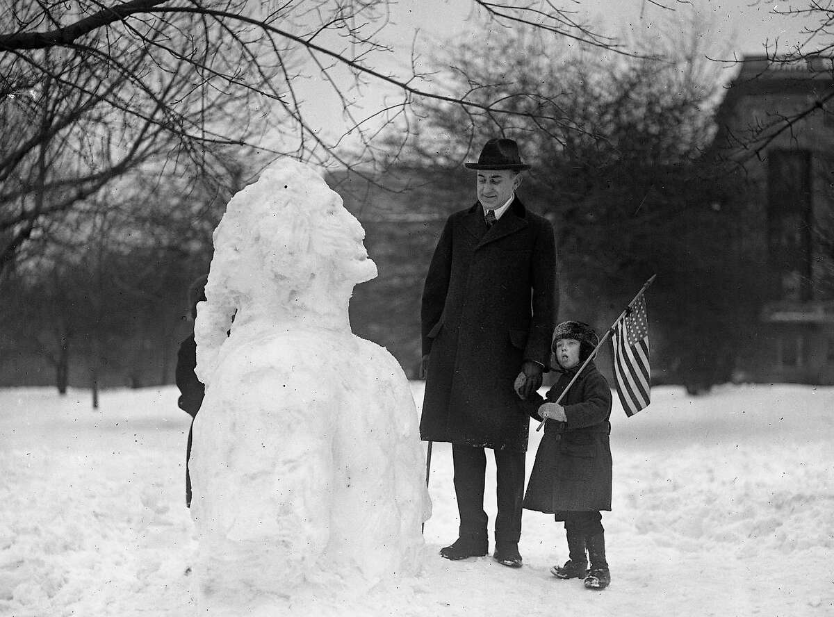 Vintage snowstorms: When your grandfather had to walk 10 miles to ...