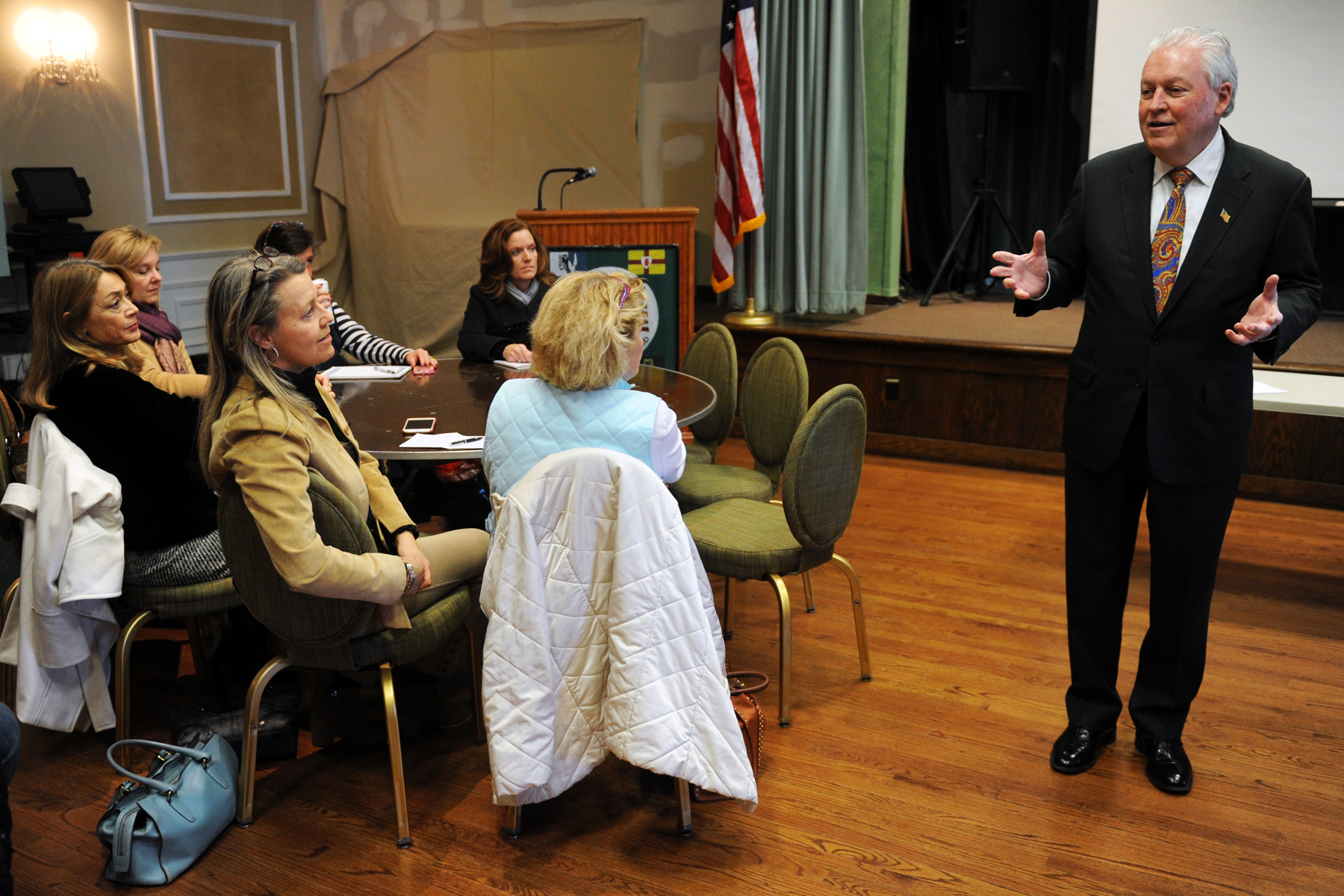 Tetreau tells realty group not to panic about GE’s move