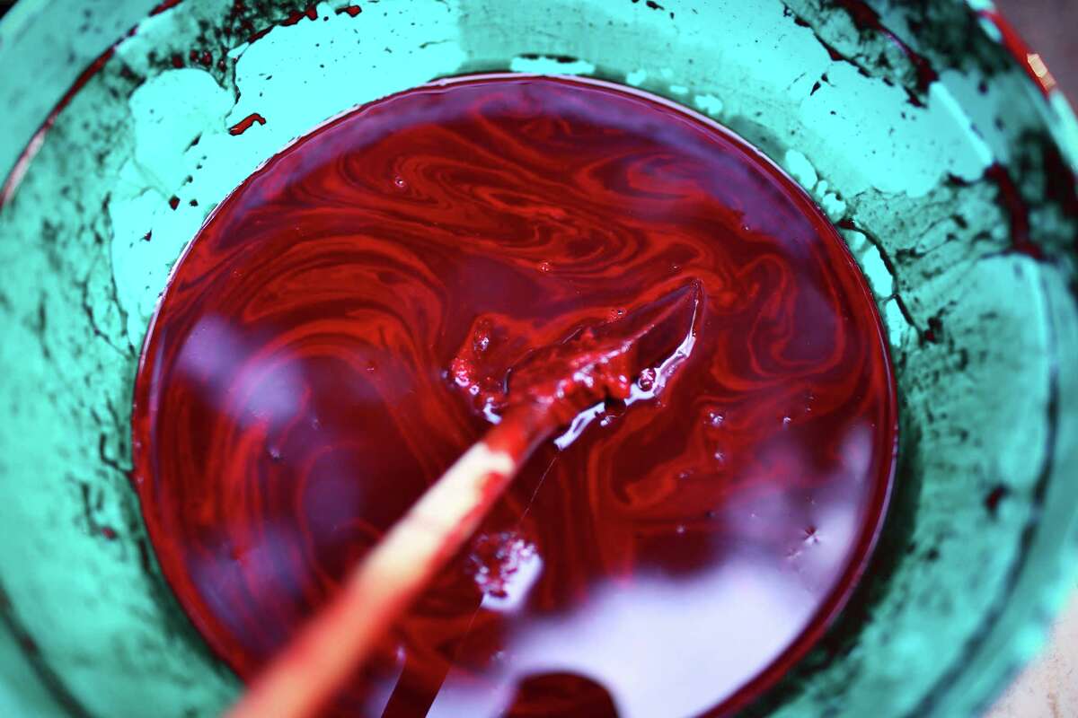 Students learn the art of pig harvesting on Vashon farm