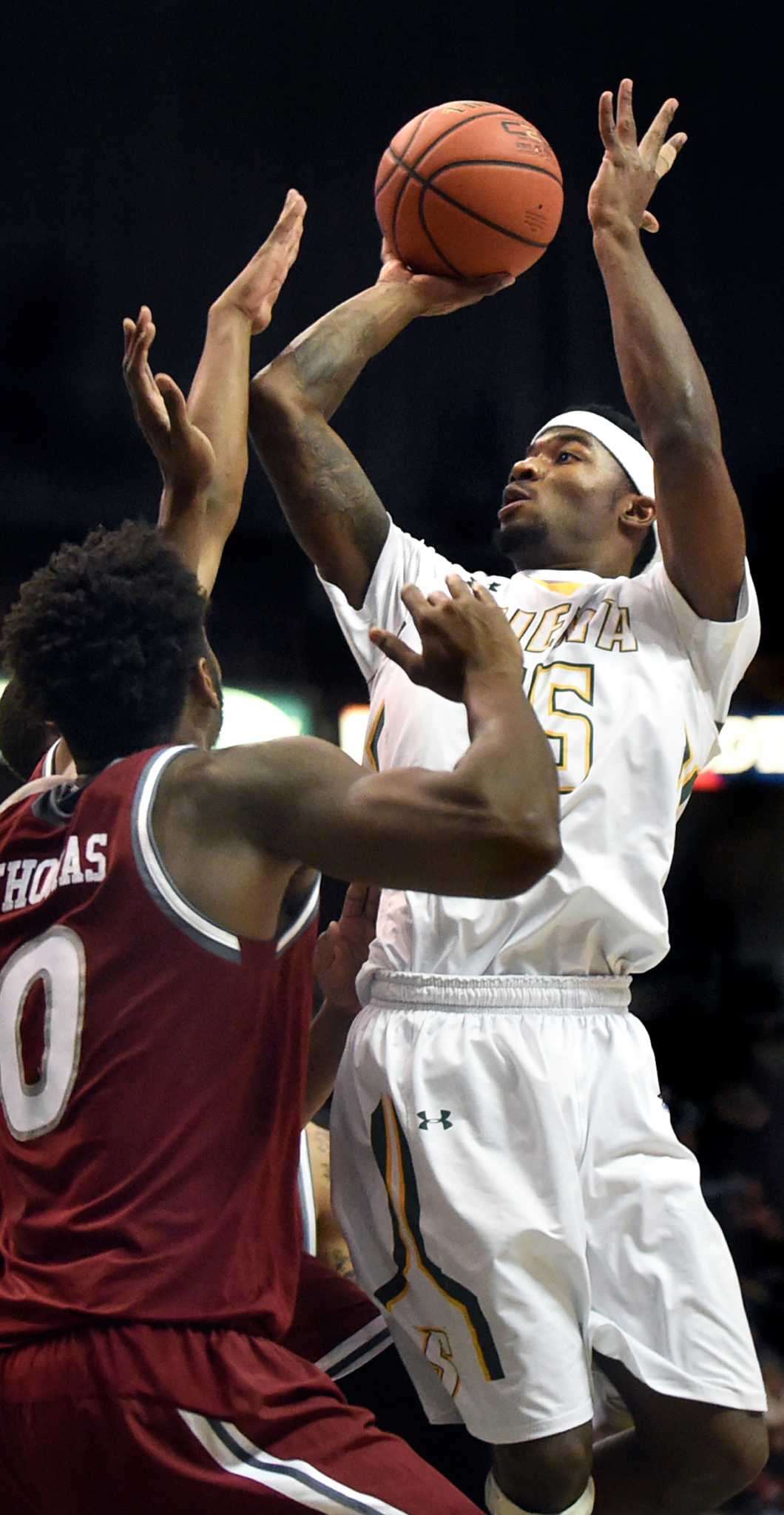 Nico Clareth brings "swag" to Siena