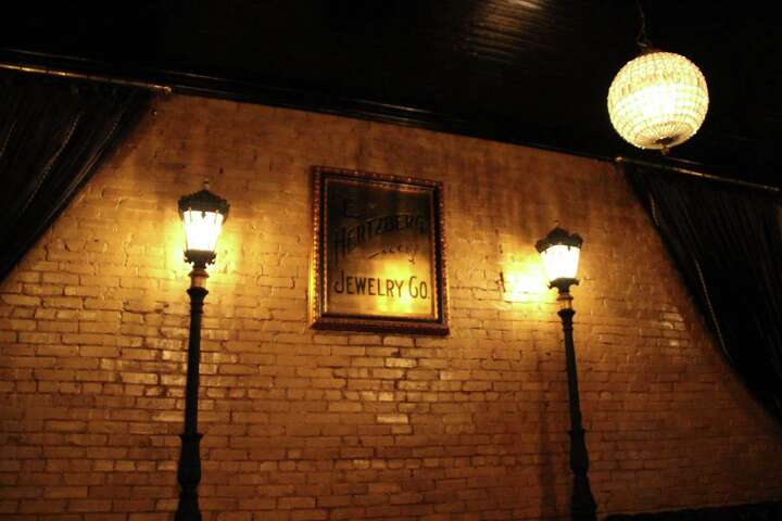 A familiar, more relaxed Juniper Tar reopens in San Antonio