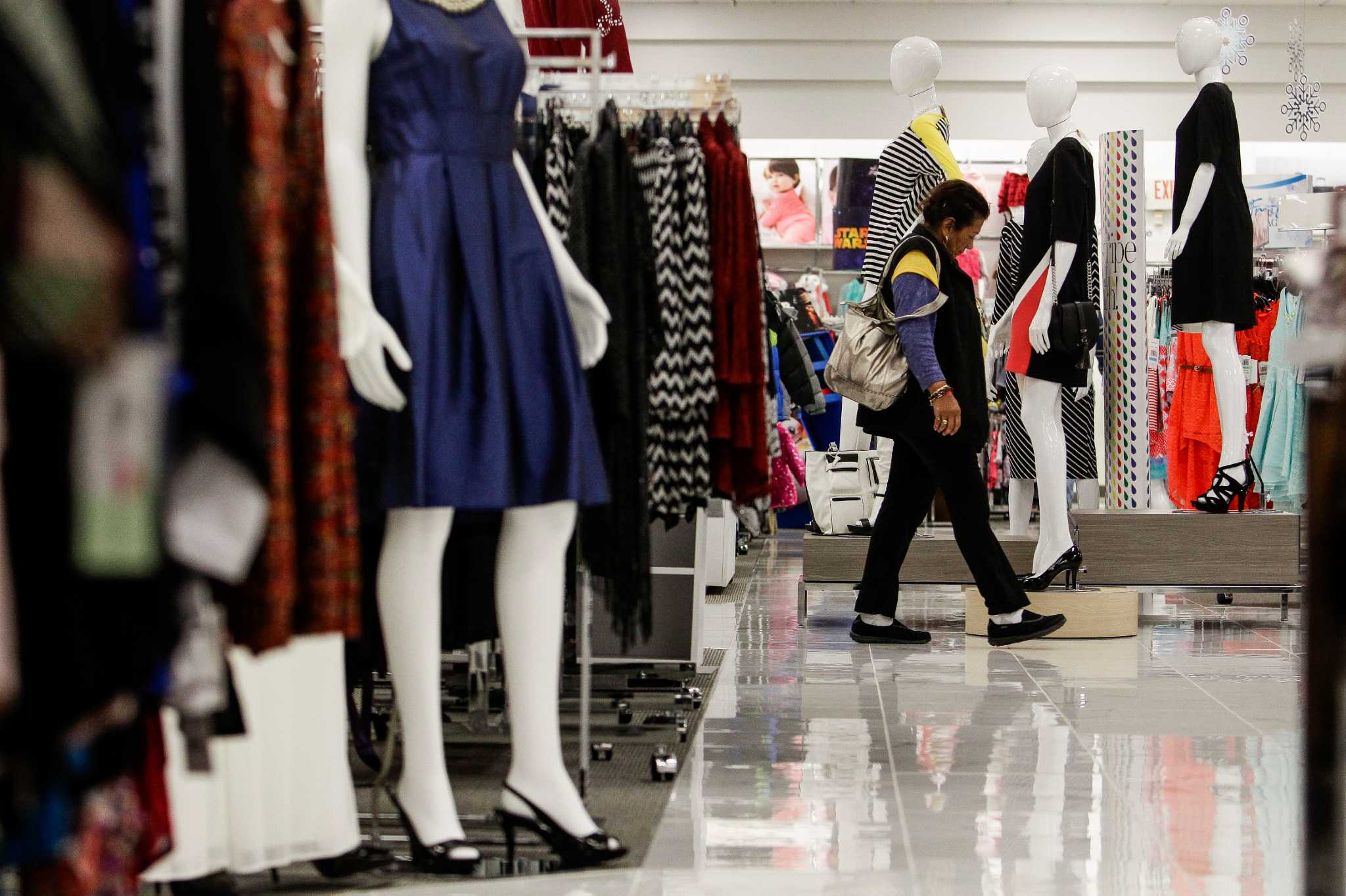 Stage Stores reports holiday same-store sales decline