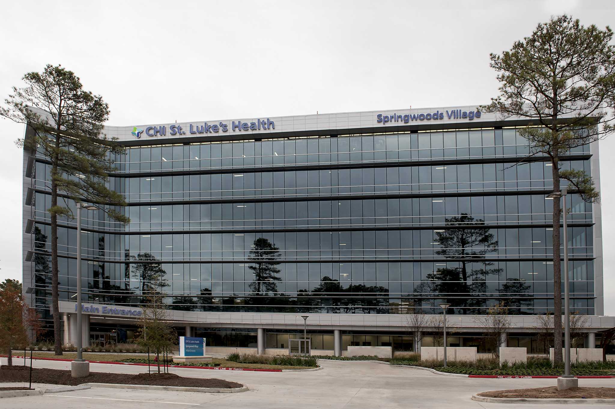 CHI St. Luke's Health opens Springwoods Village hospital