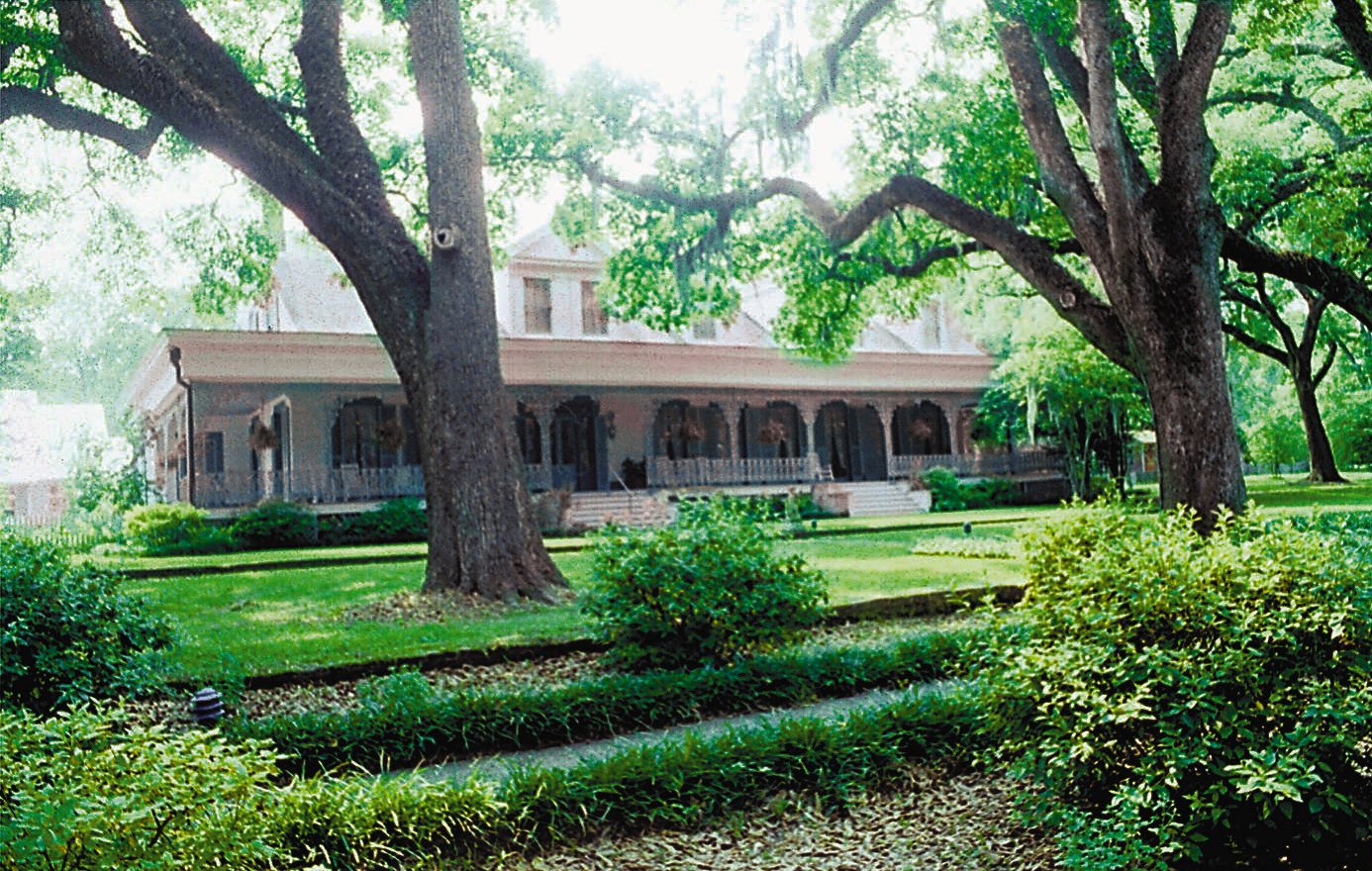 Walk among the ghosts at the Myrtles, a haunted Louisiana plantation