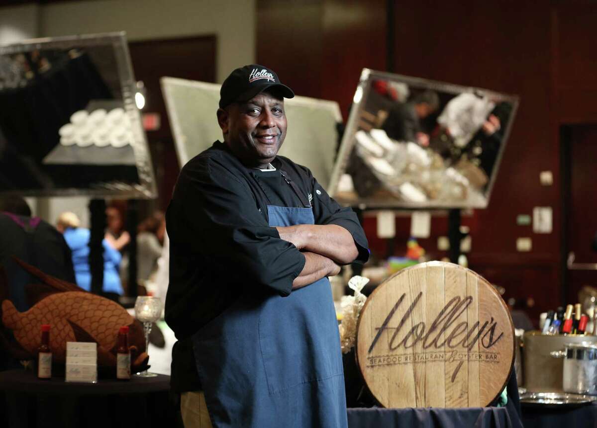 Holley’s begins brunch service Feb. 28