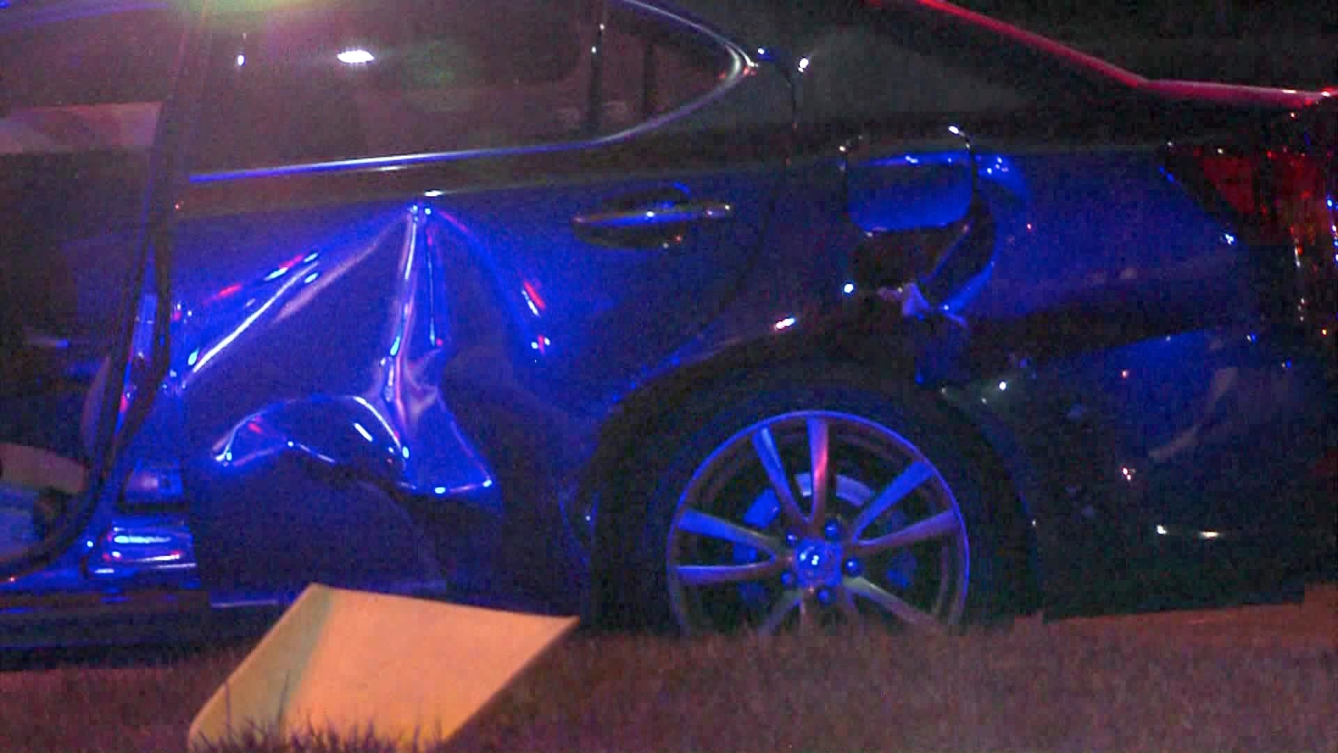 Man driving Lexus plows into cab on the North Side, says brakes failed