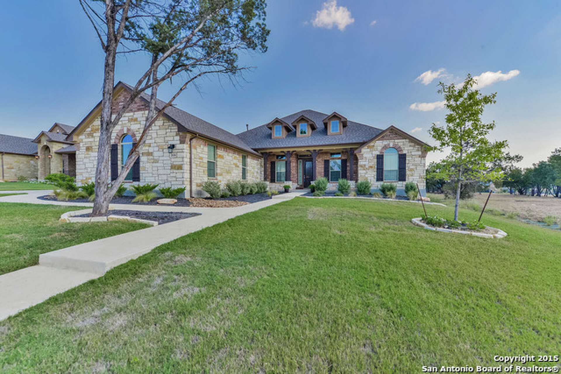 What a $400,000 house looks like in different cities across Texas