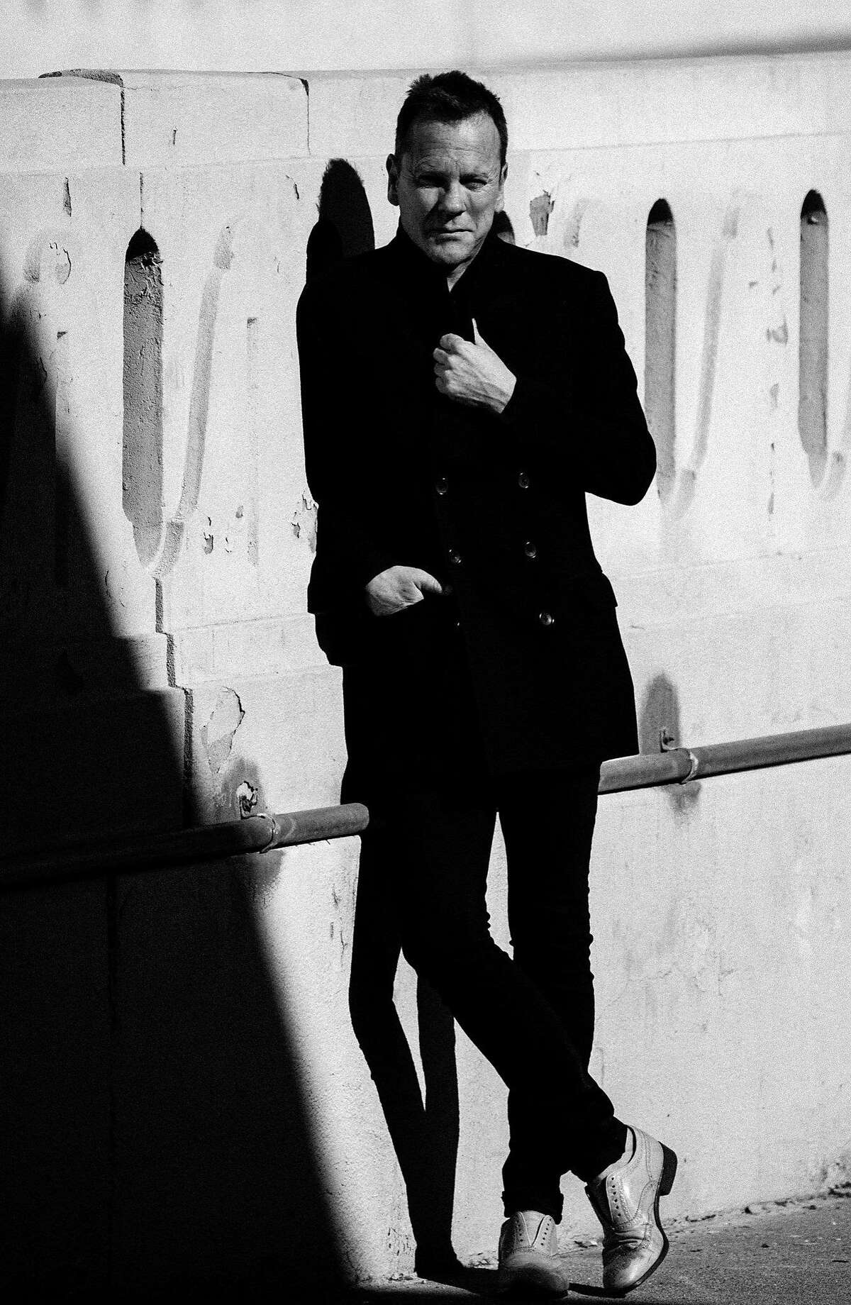 Kiefer Sutherland tries different form of expression with music