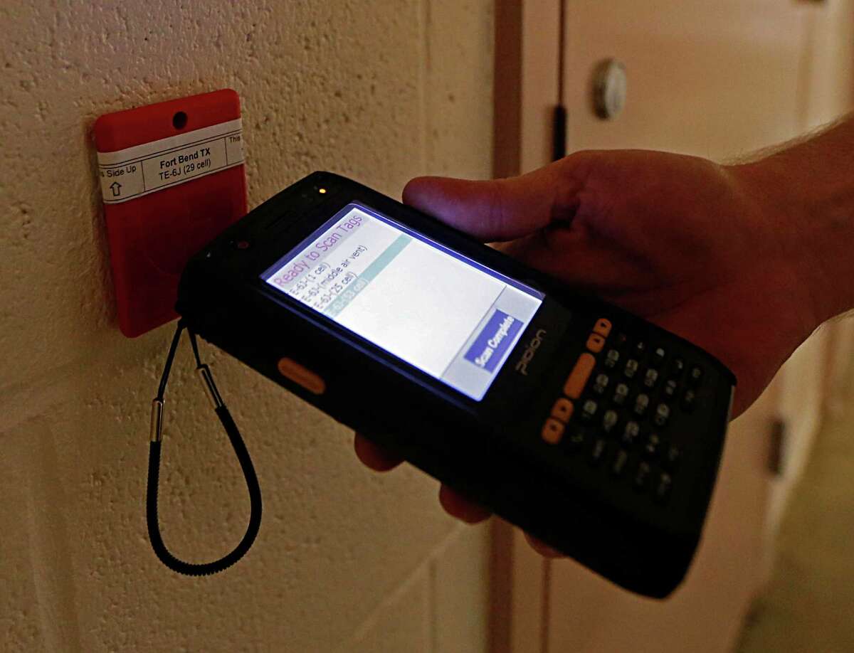 Fort Bend jail switches to electronic system to ensure inmate checks