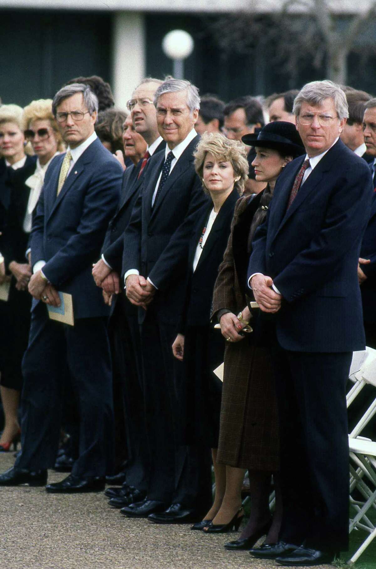 Archive photos capture grief, resolve in wake of Challenger tragedy