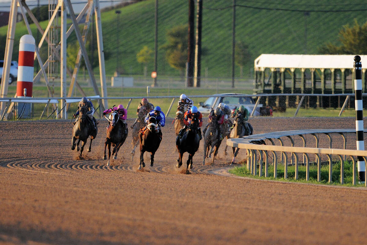 Horse racing tracks bracing for more uncertainty