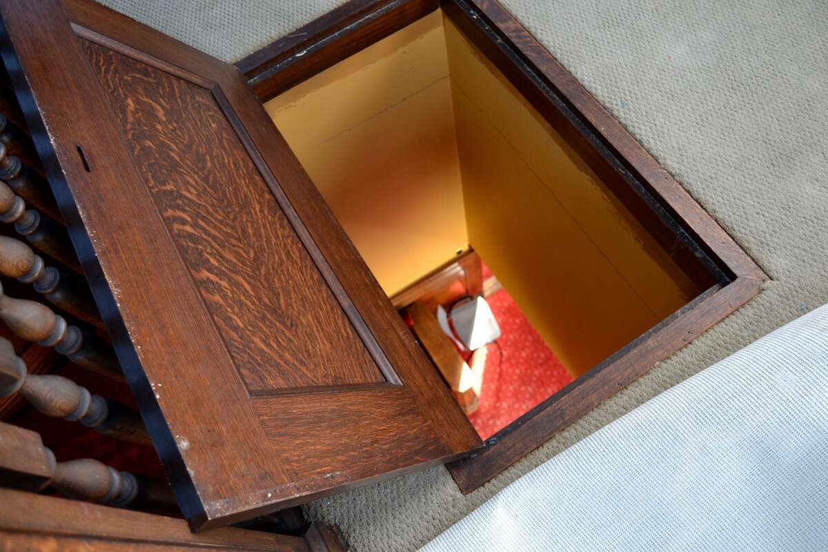 Peek into the secret Freemasonry foundations of the Regency Ballroom