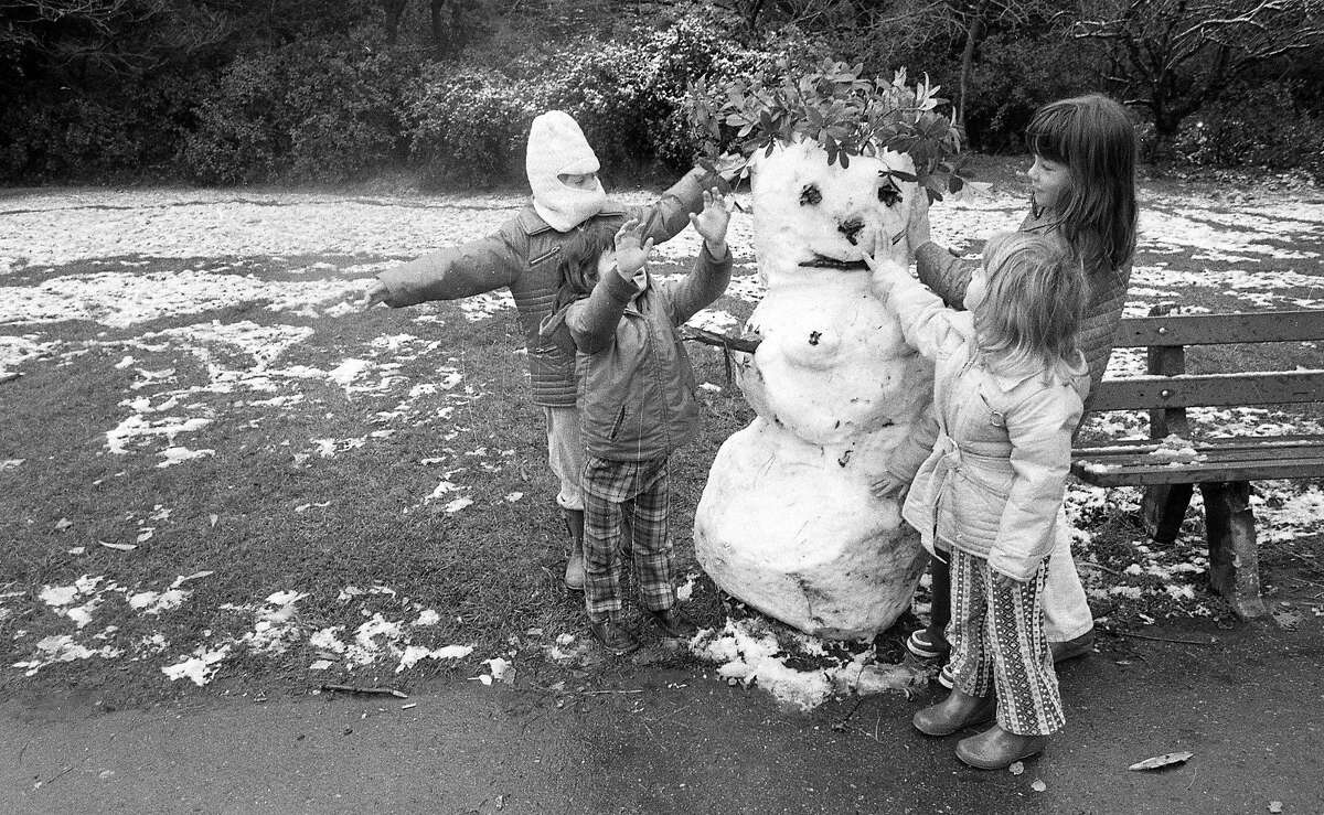Like a dream, snow fell on San Francisco in 1976