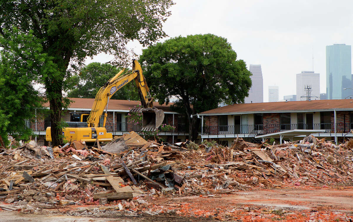 Growing consensus: Local apartment market 'overbuilt'