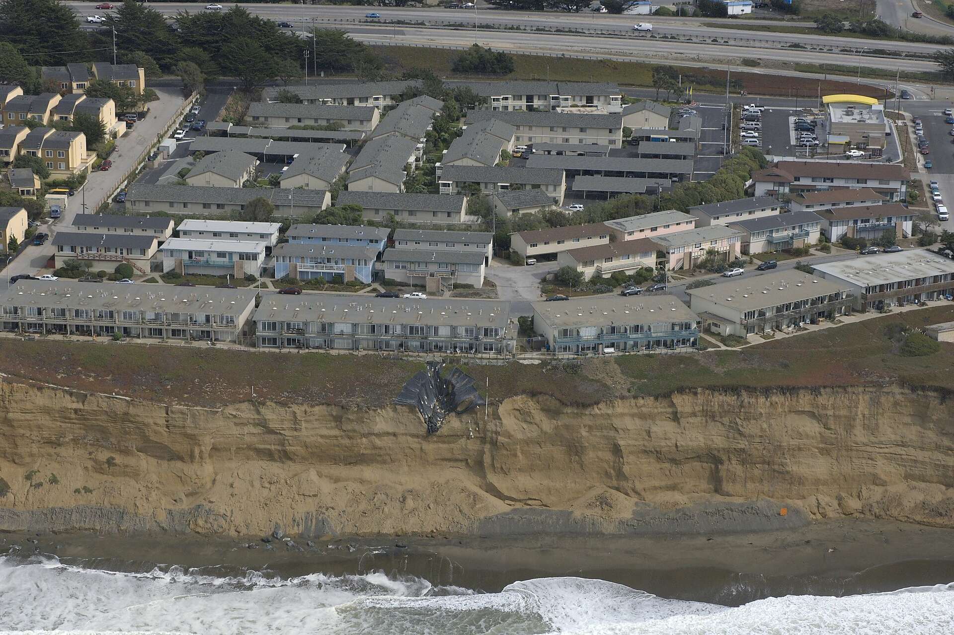Pacific Ocean devours Pacifica cliffs in aerial photos over decades