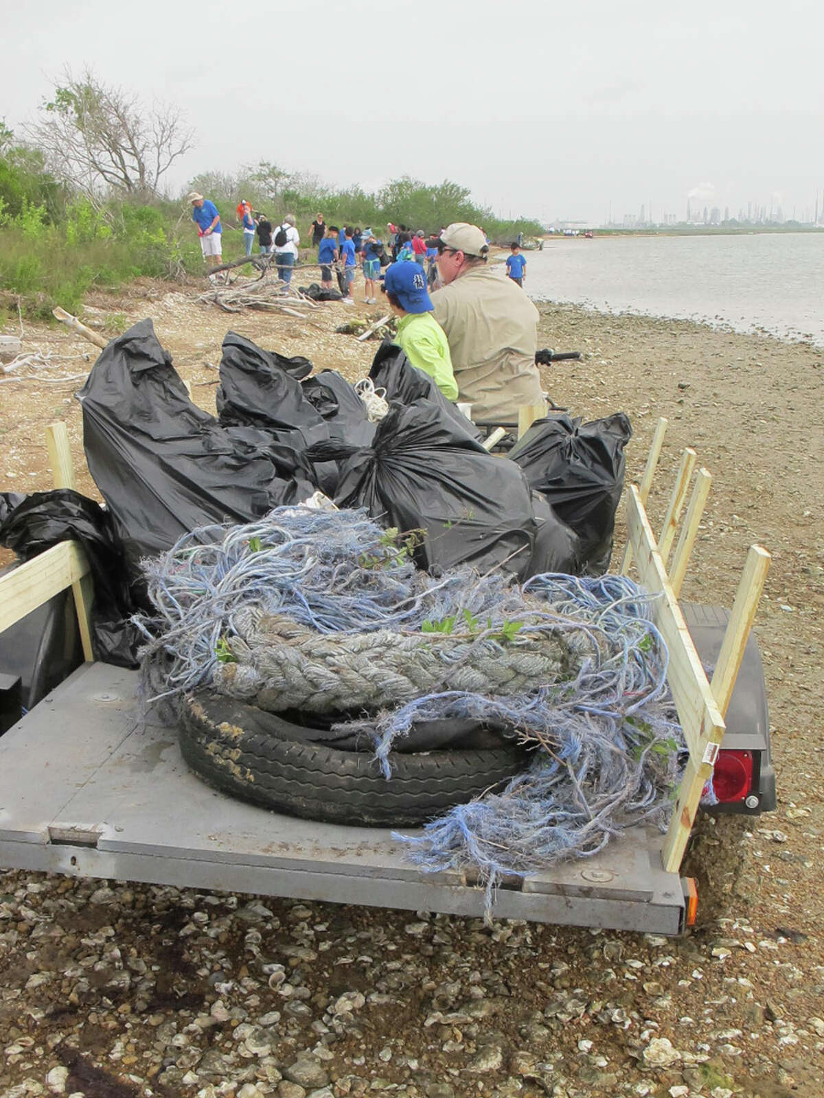 Ten Galveston County beaches are under bacteria advisories