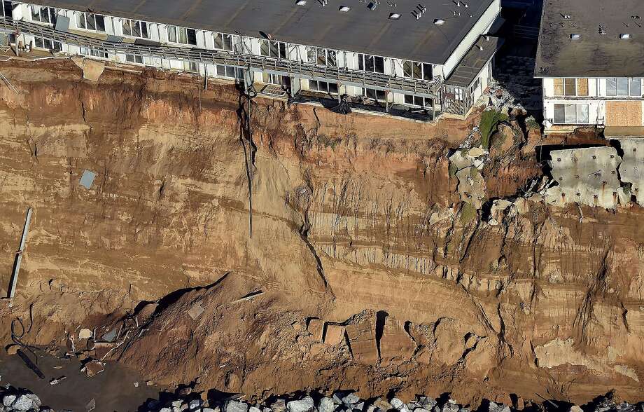 Pacific Ocean devours Pacifica cliffs in aerial photos over decades ...