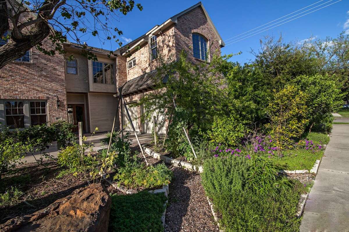 Edible Earth landscaping you can eat