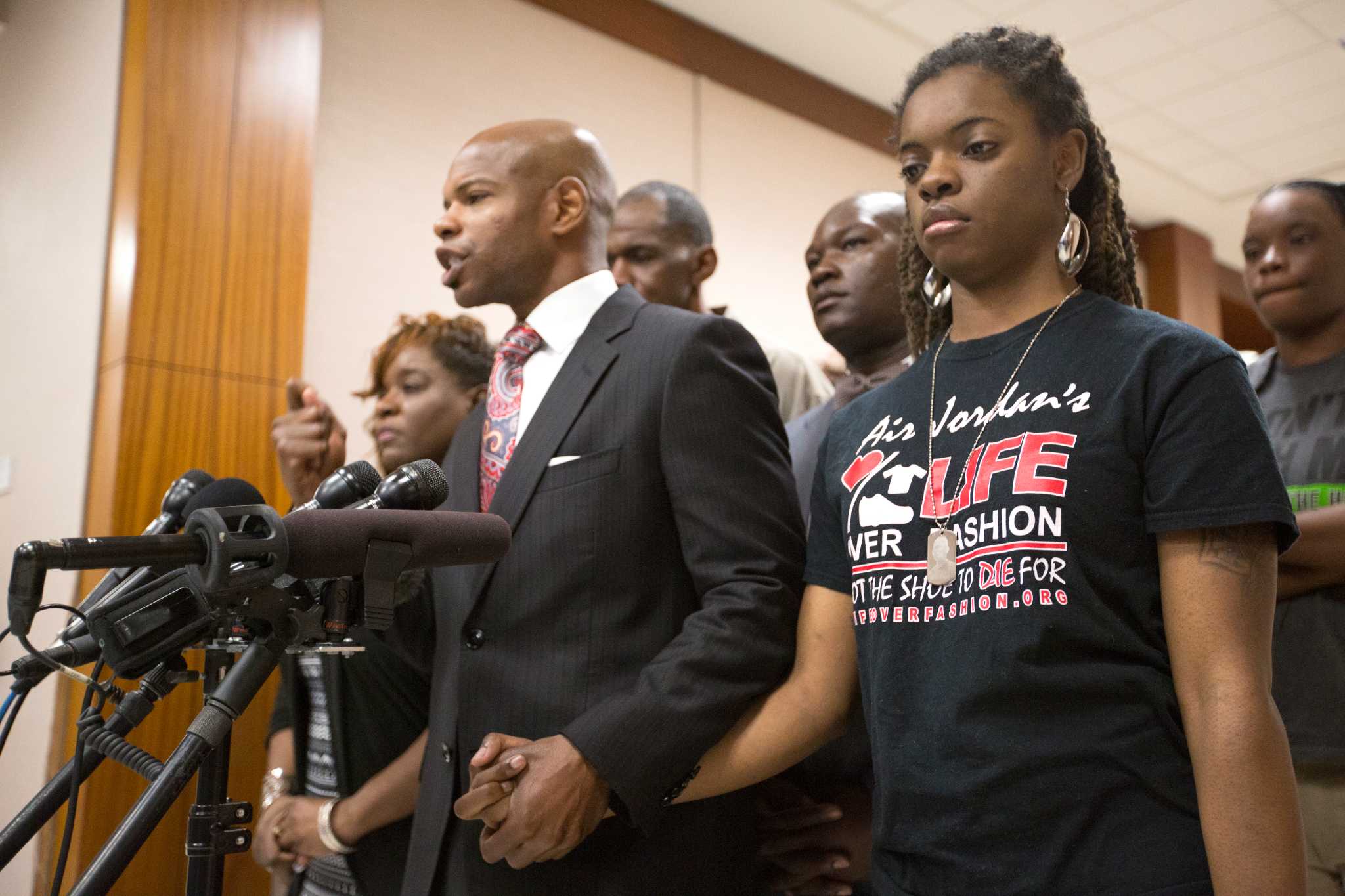 Trial begins for suspect in slaying over Air Jordans